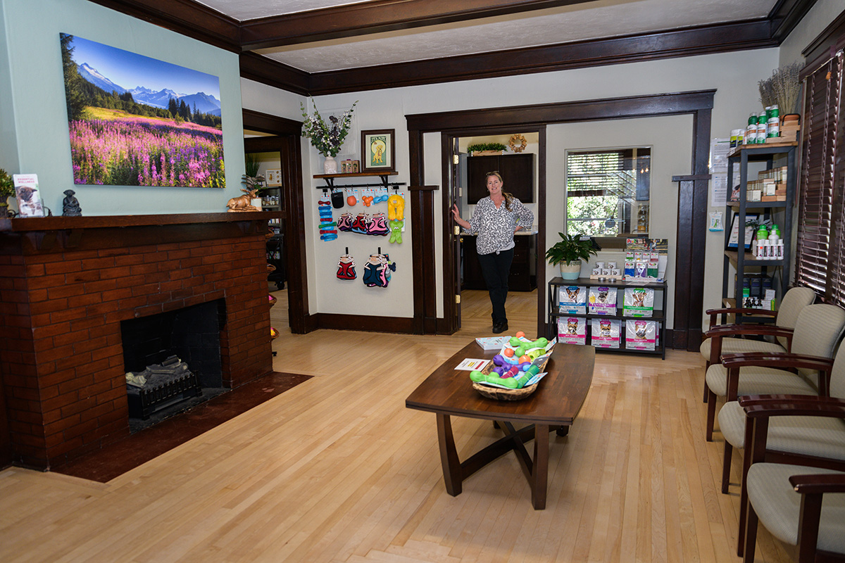 Dr. Anja Hunter - Animal Wellness Veterinary Clinic | Boise, Idaho